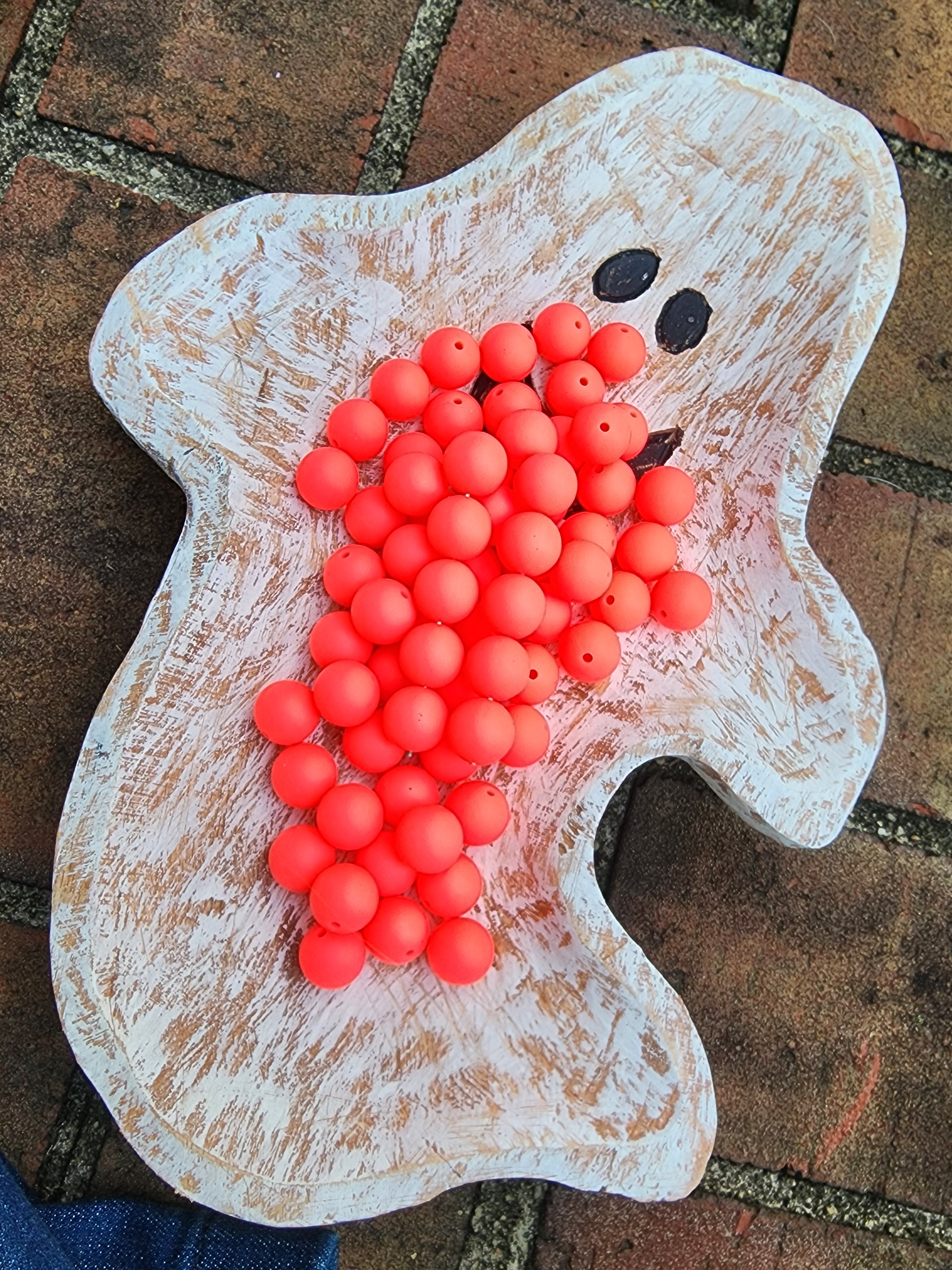 Shocking neon pink 15mm solid beads – Daisyland & Co