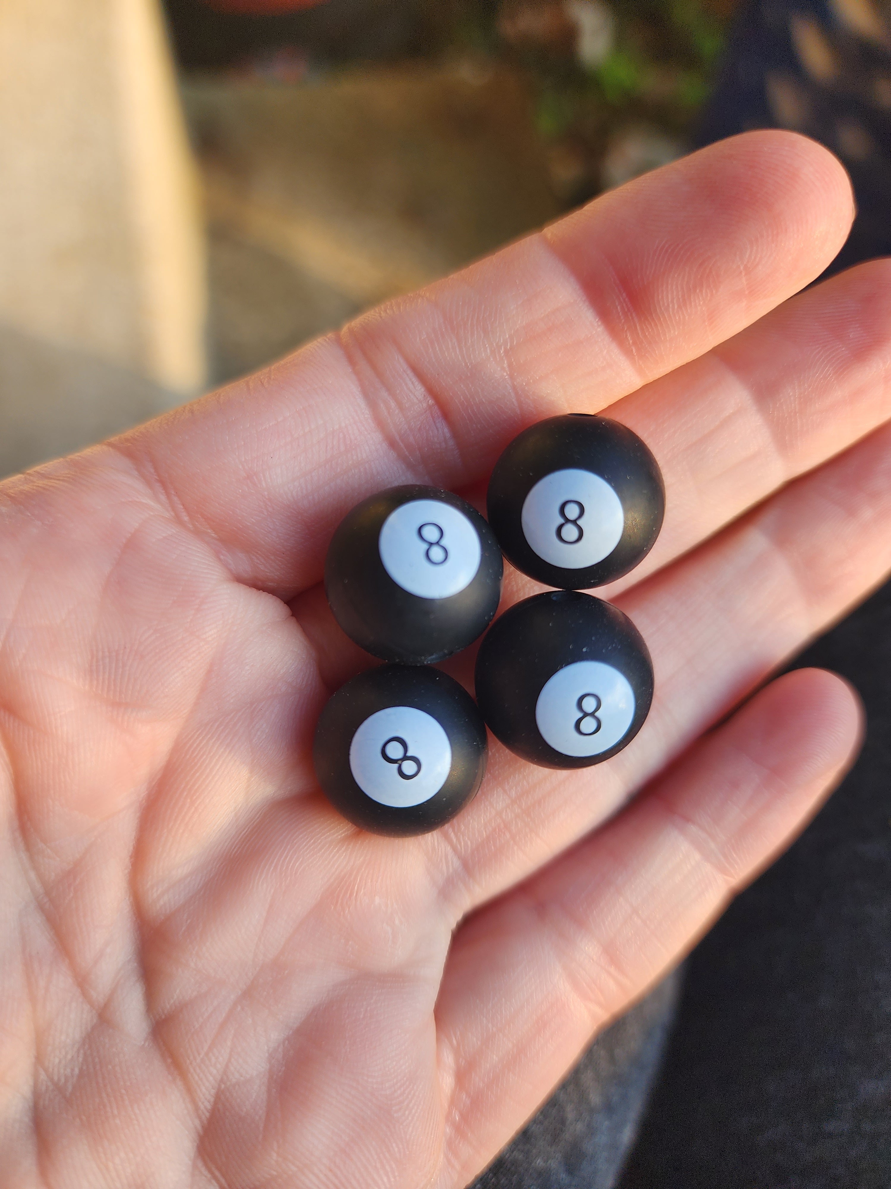 8 ball pool silicone 15mm printed bead-UPF18 – Daisyland & Co