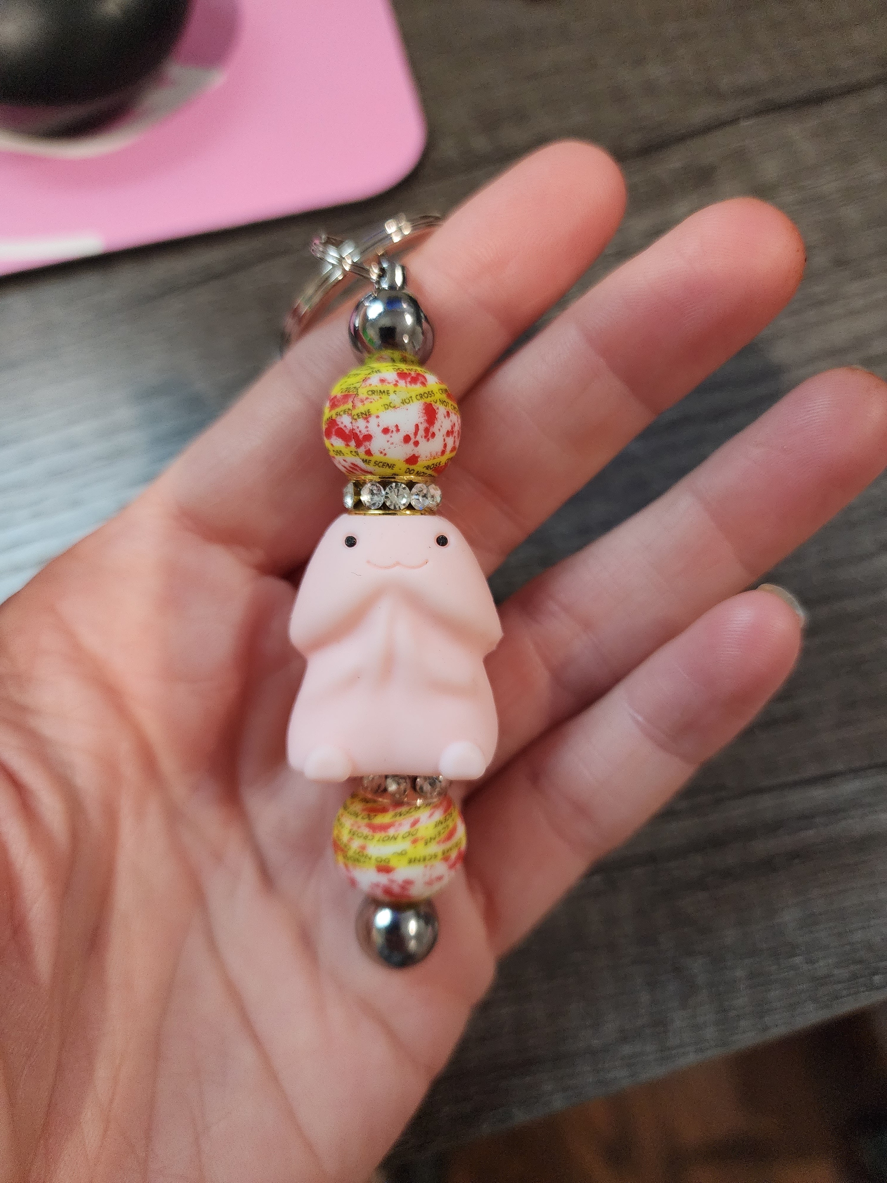 Crime scene silicone richard keychain special – Daisyland & Co
